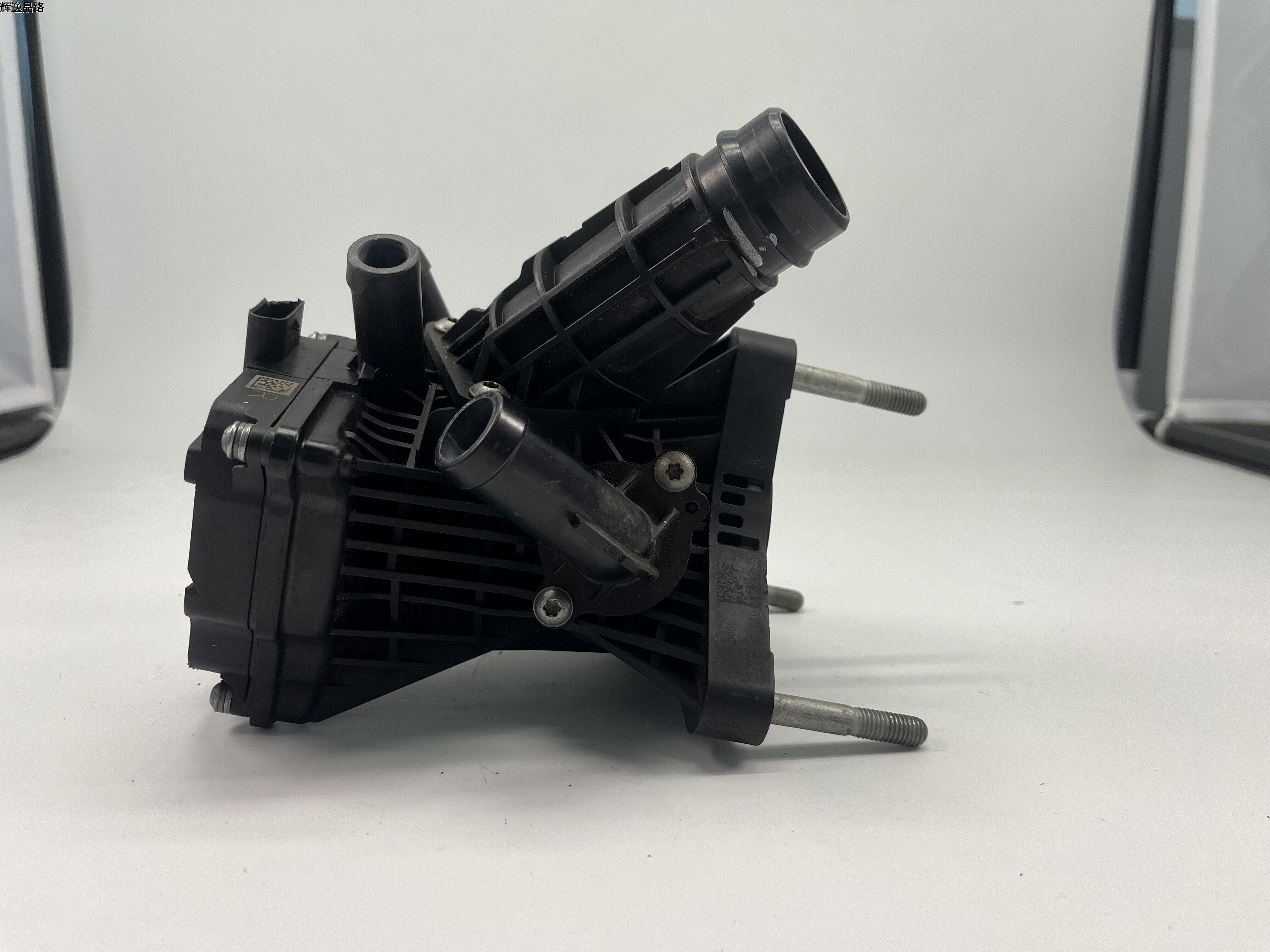 OE:25600-2GTA0 Integrated thermal management module Hyundai/Kia ...